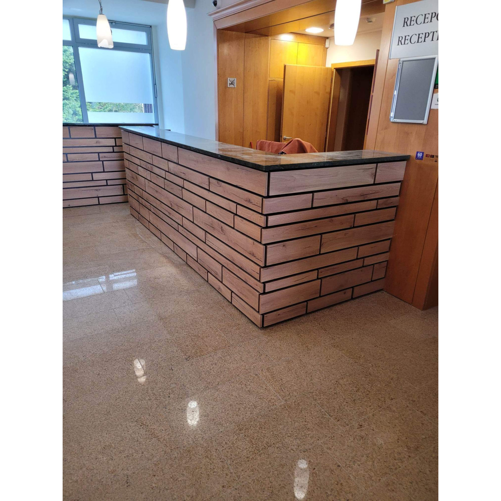 Oprema hotela-Recepcija